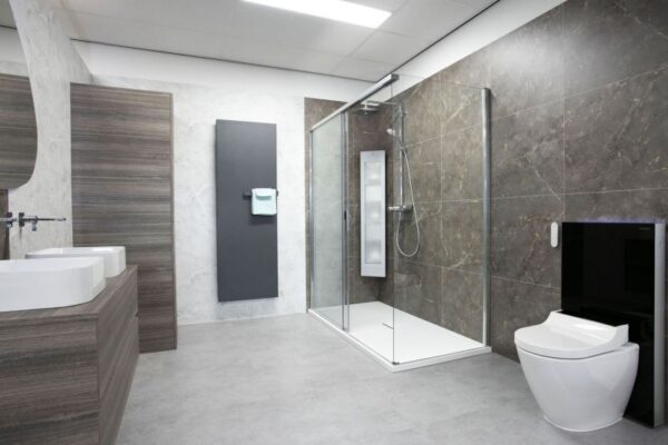 Inloopdouche voor senioren | Veilige en comfortabele douche